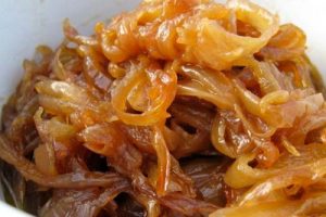 Cebolla frita crujiente: cómo hacerla al microondas en 6 minutos