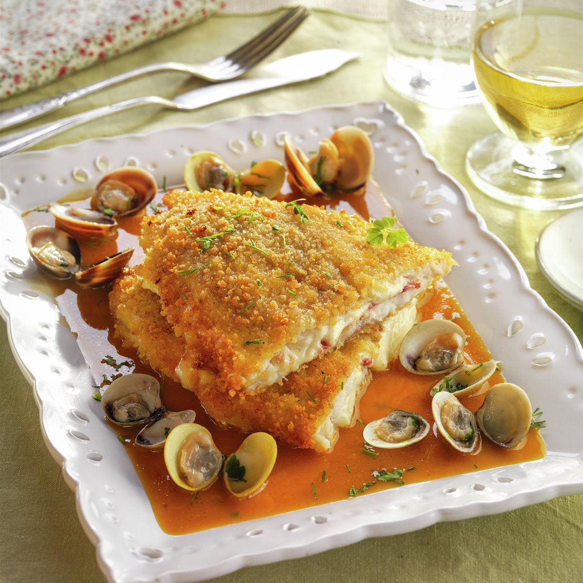 Receta de cachopo de merluza: un giro fresco a una tradición sabrosa