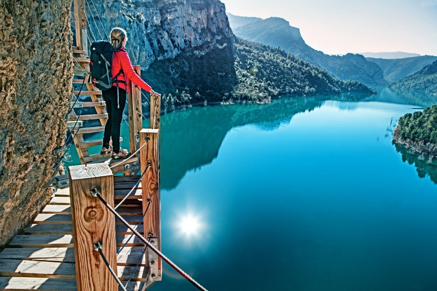 Descubre la Belleza del Sendero de Pasarelas en España que abre en ...